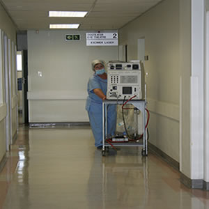 Accurus toerusting - Ocumed Eye & Laser Institute